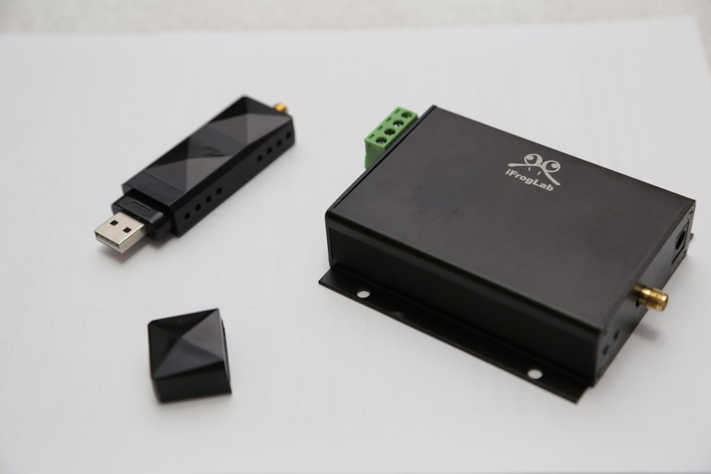 LoRa Enzo RS485 / RS232 +LoRa dongle Gateway paired package. – iFrogLab